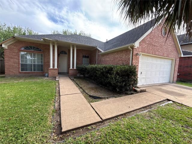 15803 Mission Estates Ct, Houston, TX 77083 | MLS #10690 | Compass