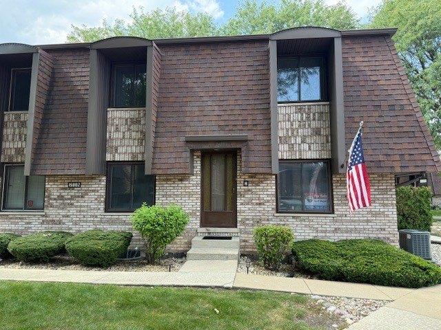 15802 Laramie Ave, Oak Forest, IL 60452