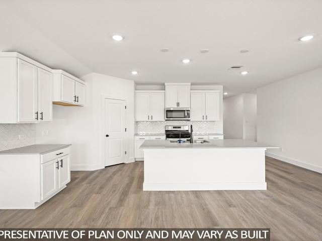 15807 Narrow Leaf Lane