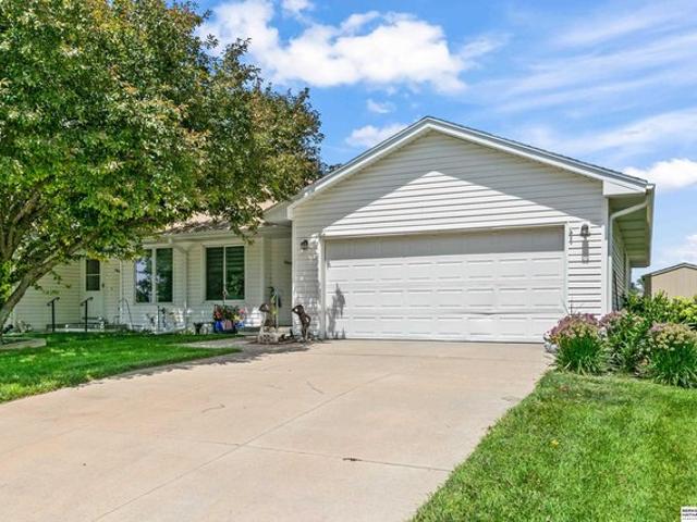15808 N 4th St, Bennington, NE 68007