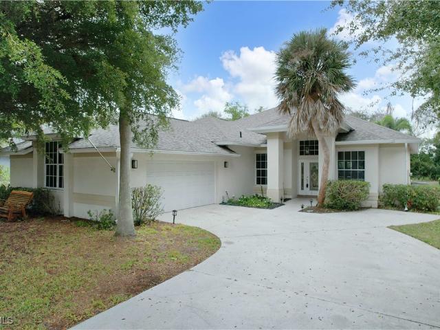 1580 Argyle Dr, Fort Myers, FL 33919 | MLS #2026004