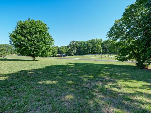 1580 Ashley Loop