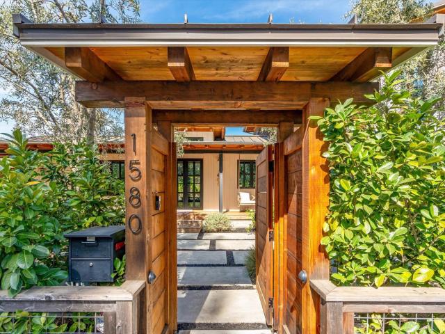 1580 Hillview Pl, St. Helena, CA 94574 | MLS #326025 | Compass