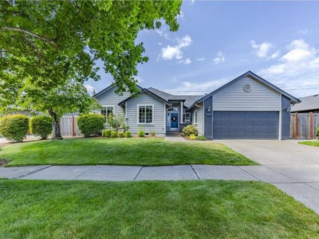 1580 Iron Horse Rd, Eugene, OR 97402