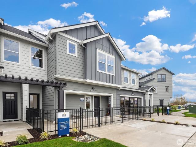 1580 rd Avenue NE
