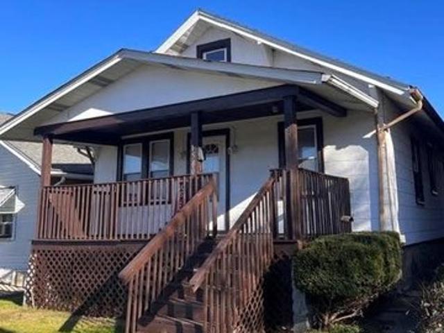 1580 Ridge Ave, New Kensington, PA 15068