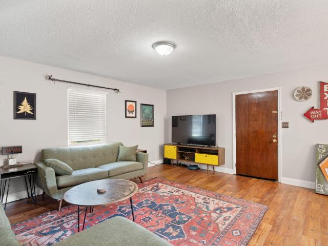 1580 SE Williamsburg Circle SE