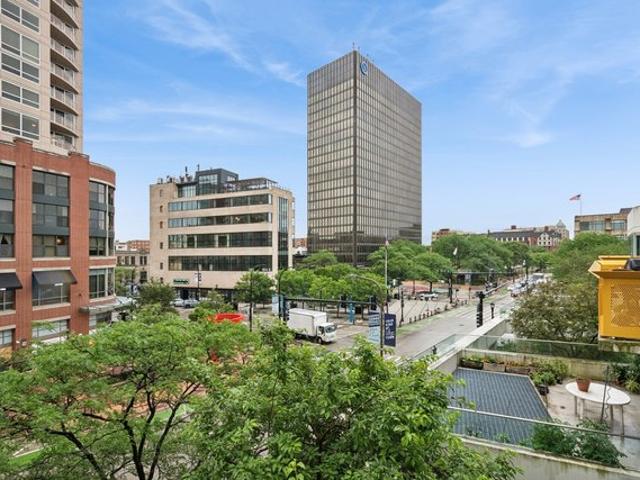 1580 Sherman Ave Apt 405, Evanston, IL 60201