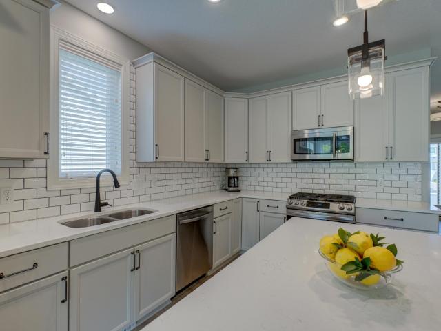 1580 Southpoint Drive