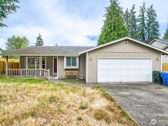 1580 th Avenue Ct E, Puyallup, WA 98375