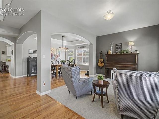 15813 Maple Hill Road