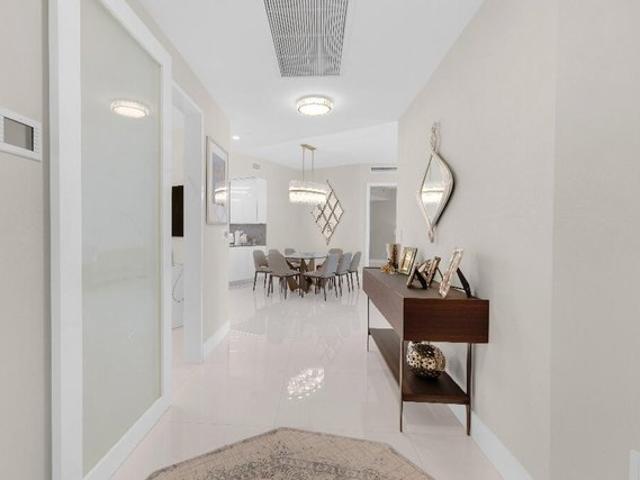 15811 Collins Ave Apt 2207, Sunny Isles Beach, FL 33160