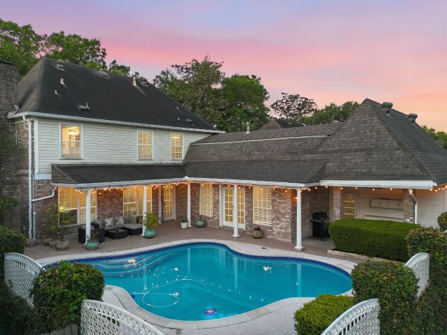 15814 Fleetwood Oaks Drive