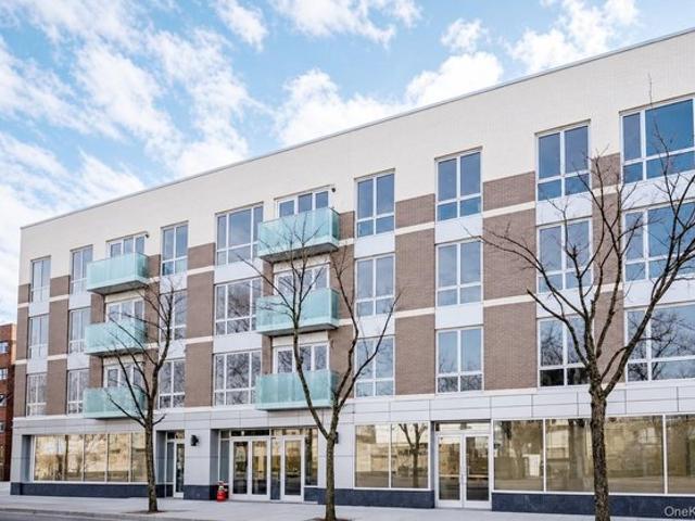 15815 Union Tpke Unit 402N, Fresh Meadows, NY 11366