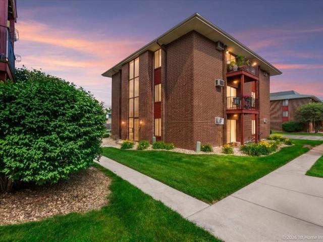 15816 Terrace Dr Unit 3W, Oak Forest, IL 60452