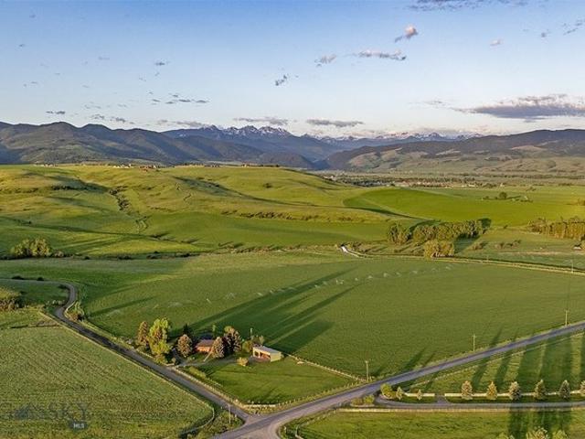 15816 Cottonwood Rd, Bozeman, MT 59718