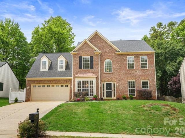 15816 Gathering Oaks Dr, Huntersville, NC 28078