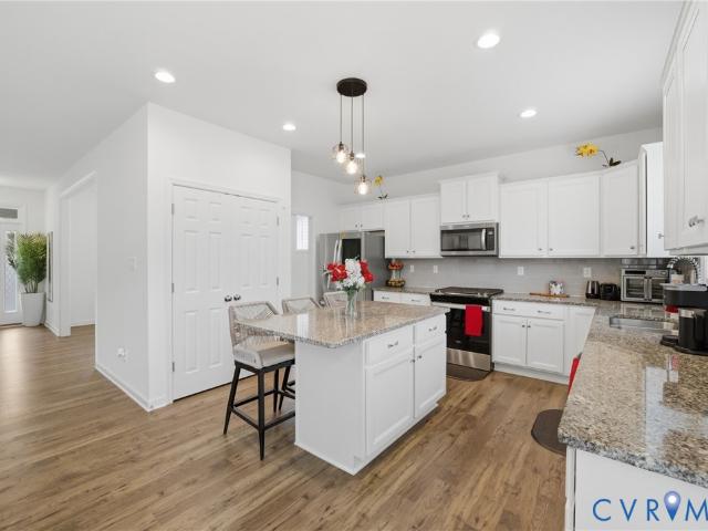 15818 Fishers Green Drive