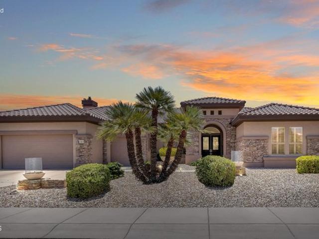 15819 W Silver Breeze Dr, Surprise, AZ 85374