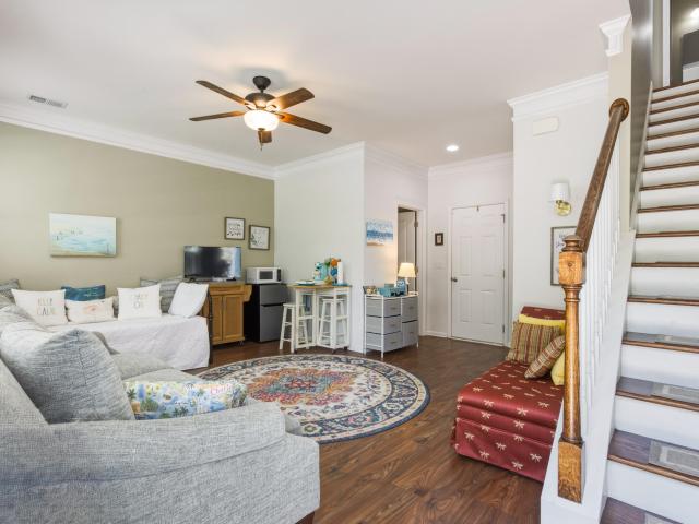 1581 Bluewater Way