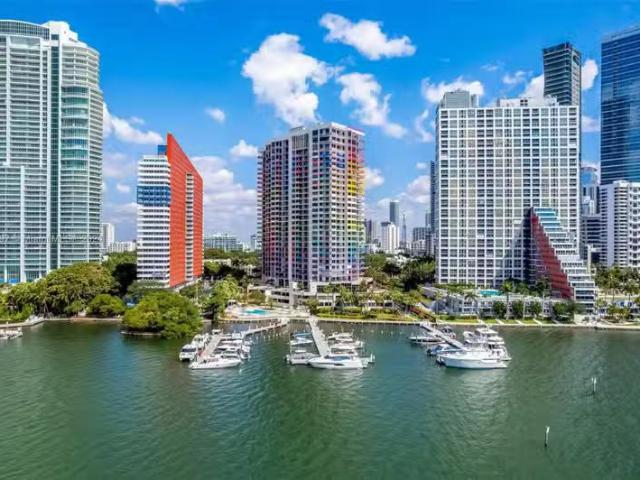 1581 BRICKELL AVE # 101, MIAMI, FL 33129 Condo/Townhome For Sa.