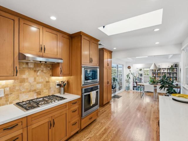 1581 Fernside Street, Redwood City, US, CA