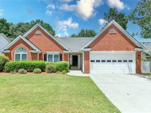 1581 Highland Bluff Ct, Suwanee, GA 30024