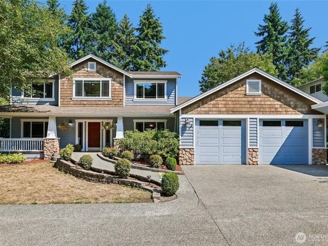 1581 th Ave NE, Kenmore, WA 98028