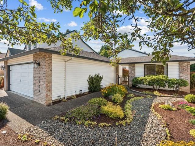 15820 NE San Rafael St, Portland, OR 97230