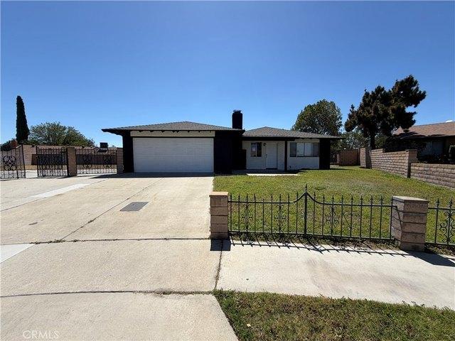 15820 Rainbow Dr, Fontana, CA 92335