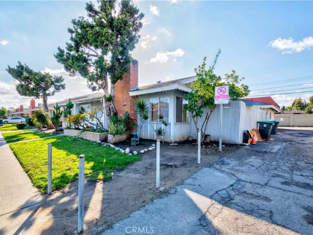 15821 S Myrtle