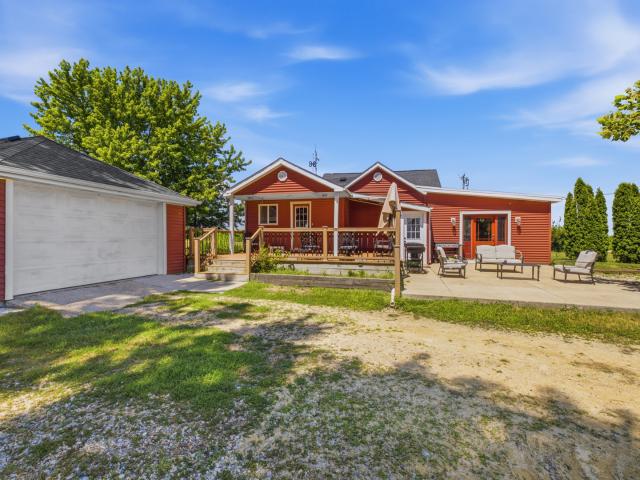 15825 E Lindenwood Road