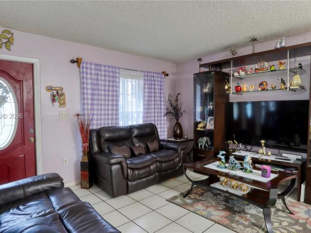 15825 SW 305th Ter, Homestead, FL 33033 | MLS #A12030