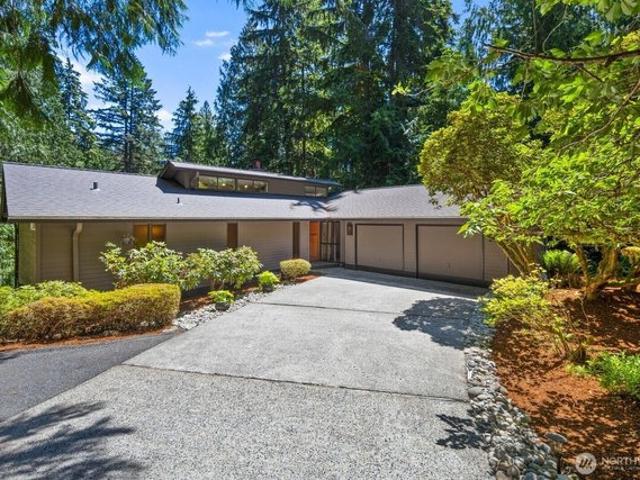 15826 th Ave SE, Issaquah, WA 98027