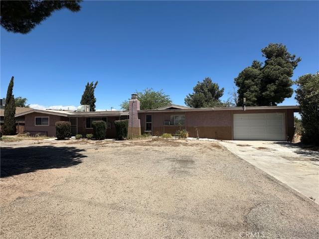 15826 Bear Valley