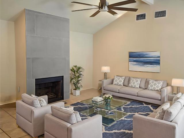 15826 Los Altos Drive