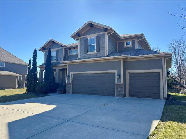 15828 Hayes St, Overland Park, KS 66221 | MLS #2603 | Compass