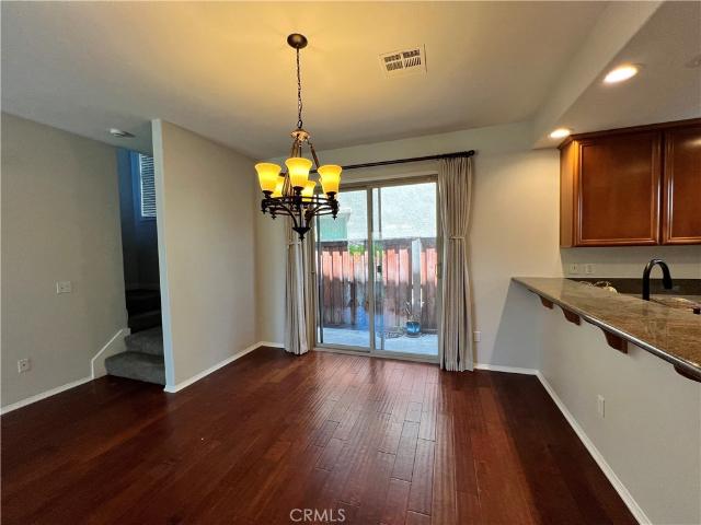 1582 Calle Andres