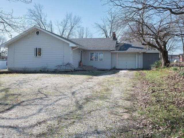 1582 Highway 215
