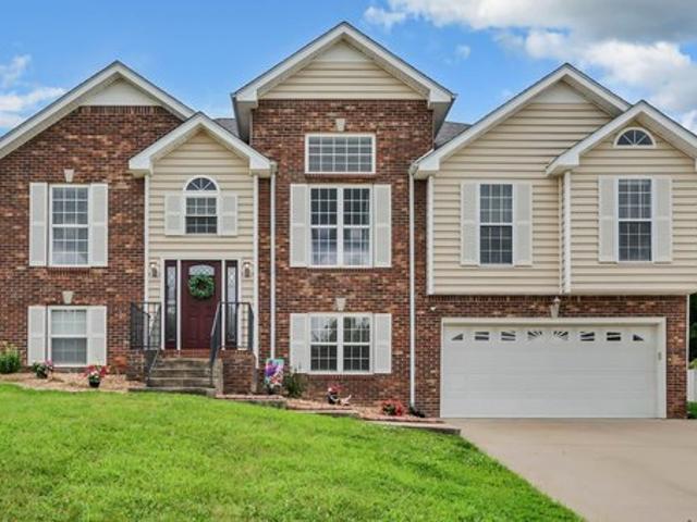 1582 Rembrandt Dr, Clarksville, TN 37040