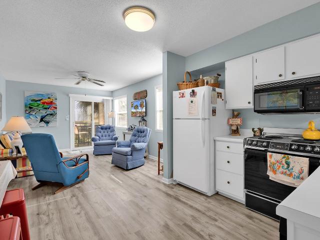 1582 S Waccamaw Dr. 44
