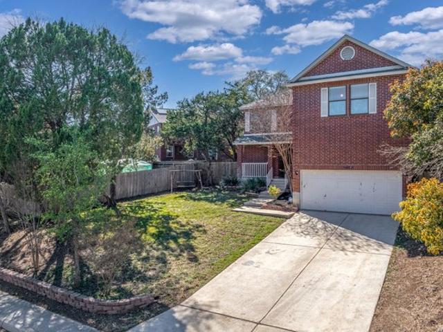 15831 Walnut Creek Dr, San Antonio, TX 78247