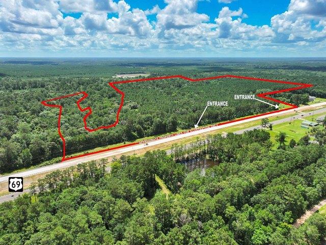 15837 US Highway 69 S, Warren, TX 77664