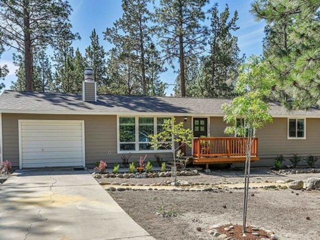 15834 Gallop Pl, Weed, CA 96094