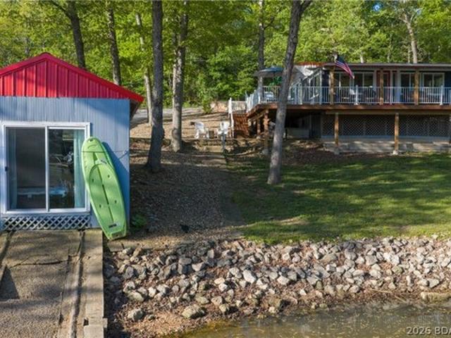 1583 Robin Hood Ln, Roach, MO 65787
