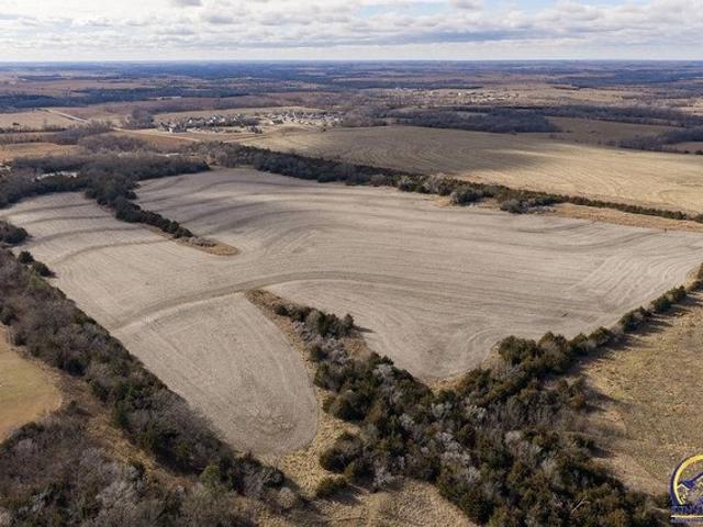 158th Rd, Mayetta, KS 66509