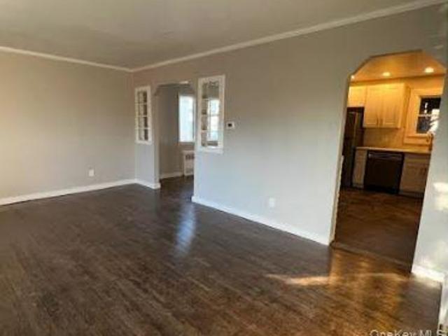 158 3 th Street | Compass