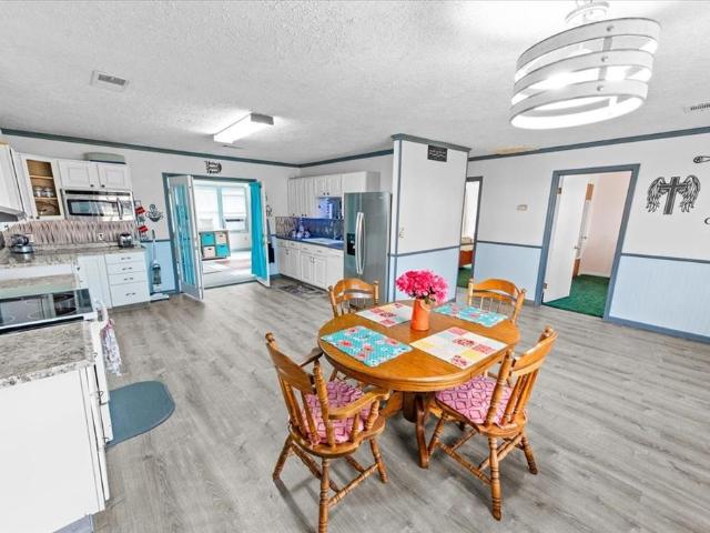 158 County Road 1733
