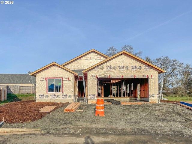 158 Collin Ct, Winston, OR 97496