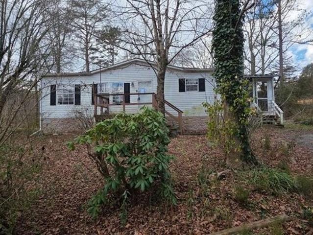 158 Batley Loop Rd, Clinton, TN 37716
